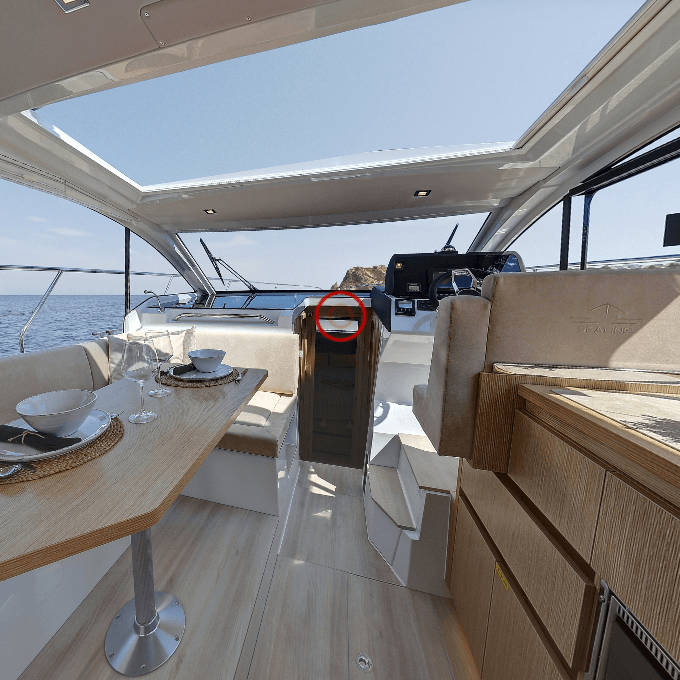 SEALINE C335 | The 33-foot motor yacht from SEALINE