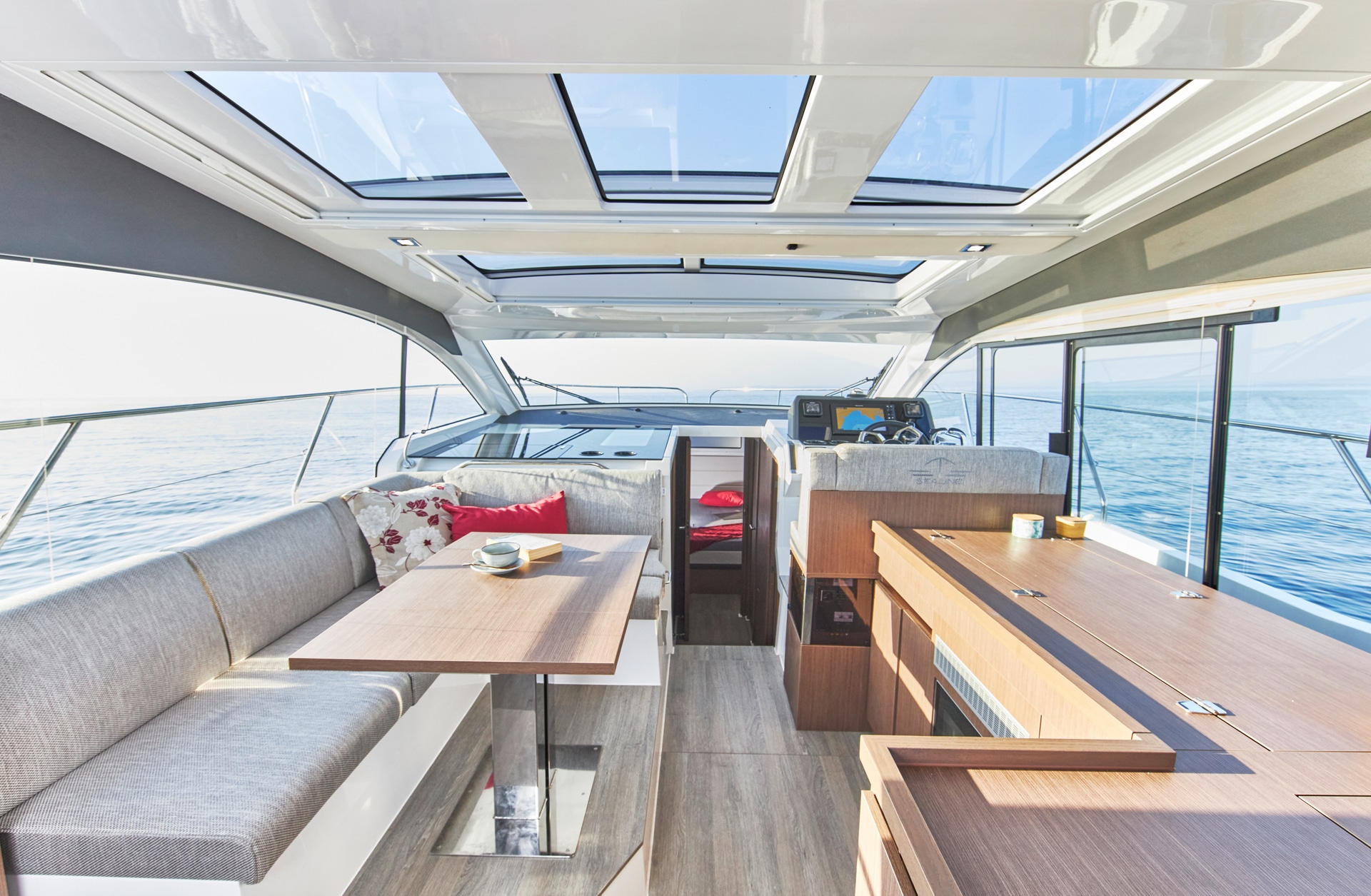 SEALINE Engineering | SEALINE Boats